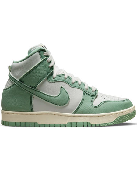NIKE – Notorious Plug